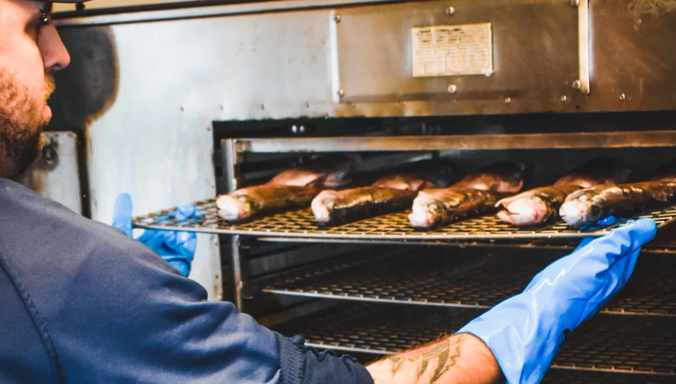 What's the difference between hot smoking and cold smoking?